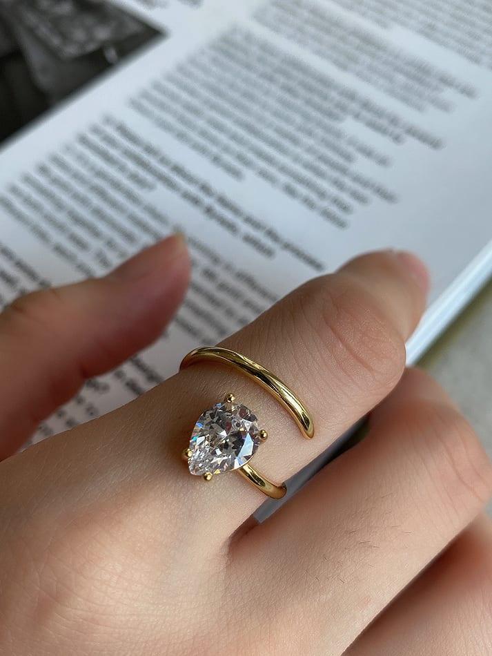 Teardrop Gemstone Ring– Arabella Cleo